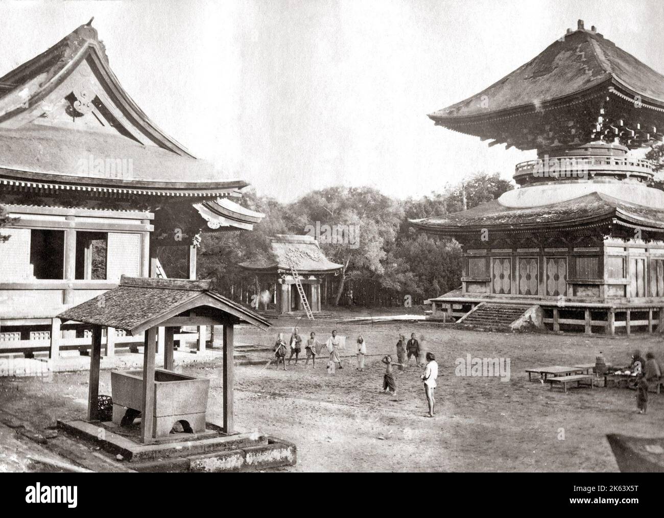 Kamakura history hi-res stock photography and images - Alamy