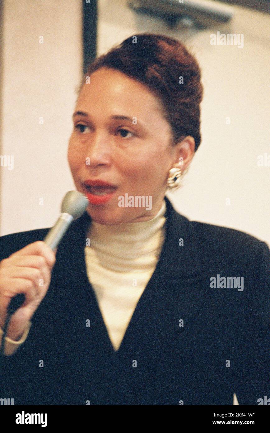 Office of the Secretary - Secretary Alexis Herman in Seattle ...