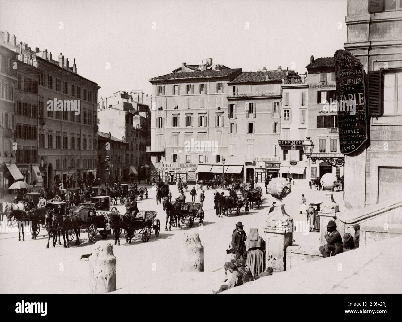 Tour piazza di spagna hi-res stock photography and images - Alamy