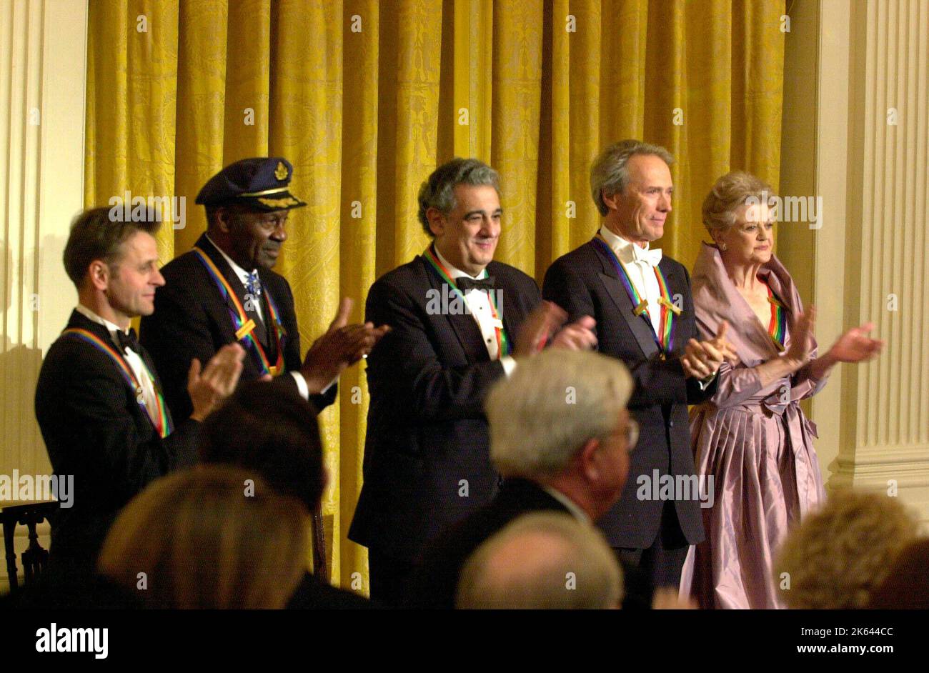Mikhail baryshnikov 2000 hi-res stock photography and images - Alamy