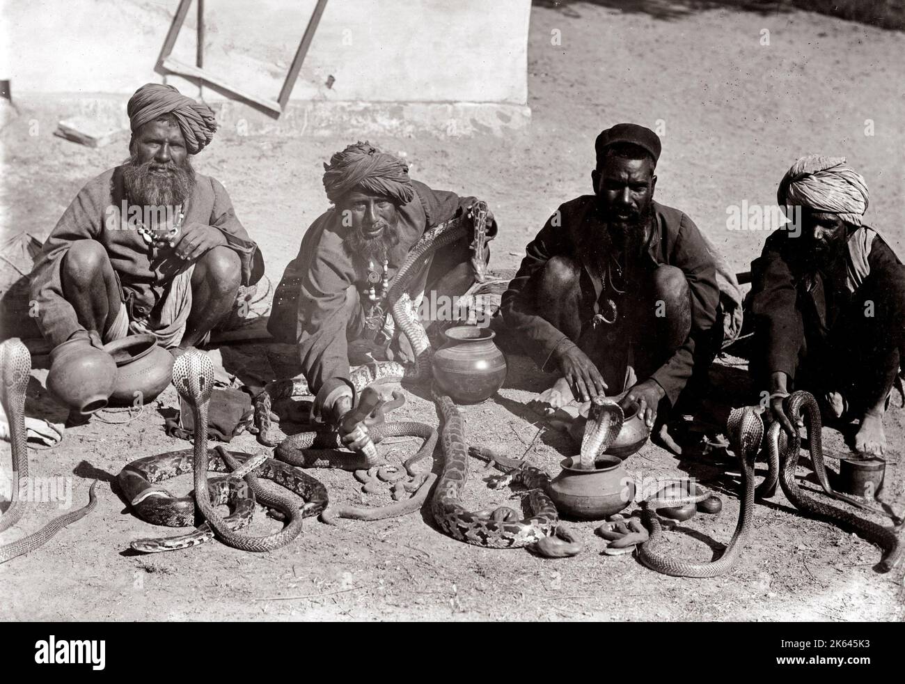 c. 1880s India snake charmers Stock Photo - Alamy