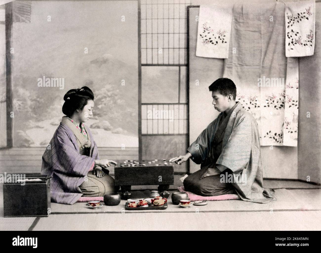 Early 1900s game board hi-res stock photography and images - Alamy