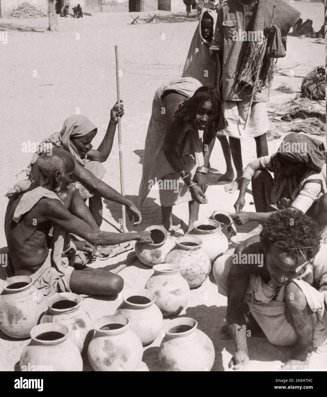 1940s East Africa -the market in Bardera - Italian Somaliland, Somalia ...