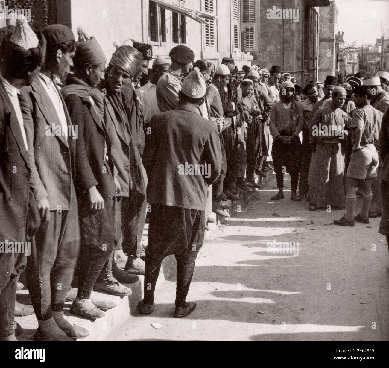 British in middle east ww2 hi-res stock photography and images - Alamy