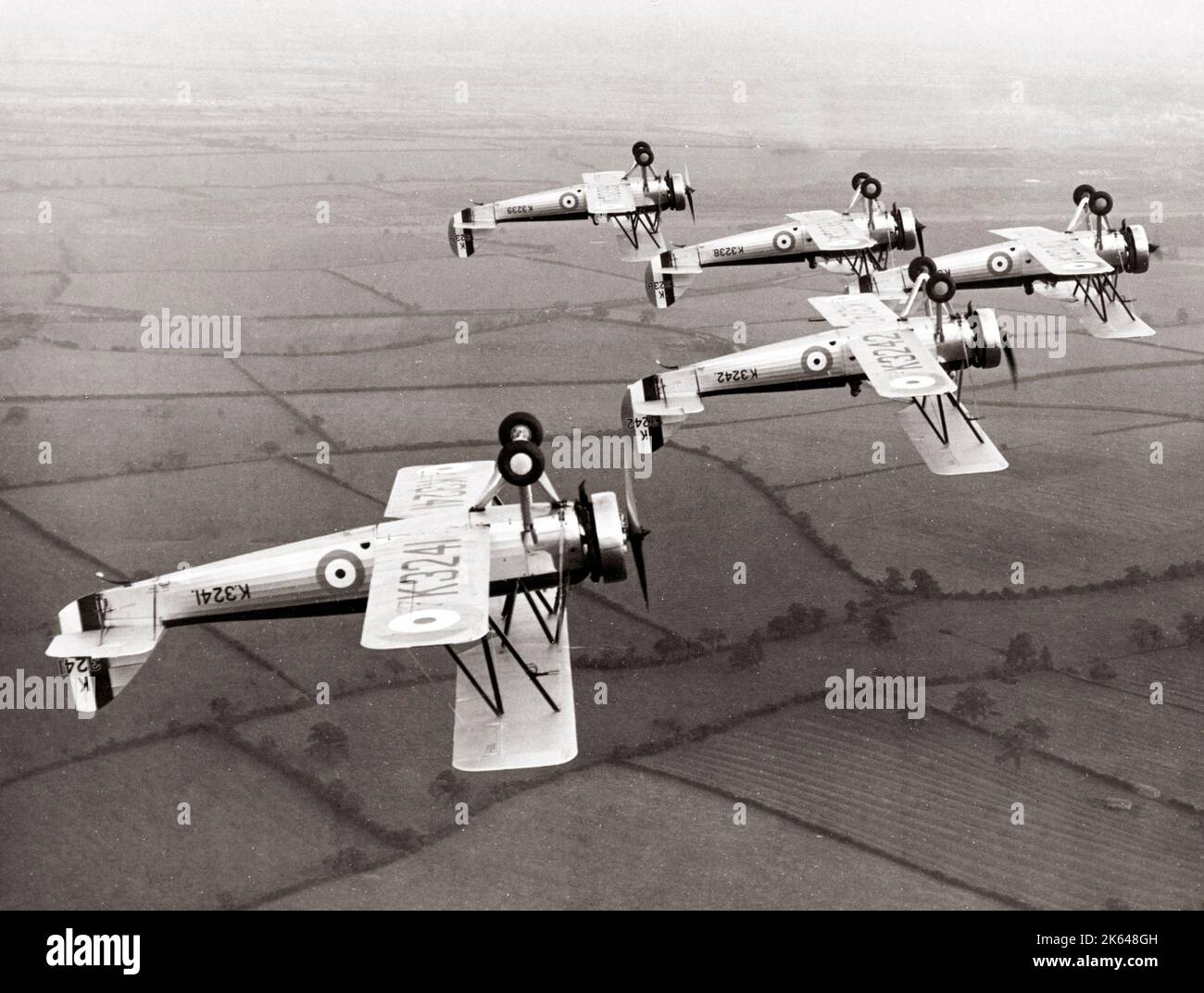 Biplanes flying hi-res stock photography and images - Alamy