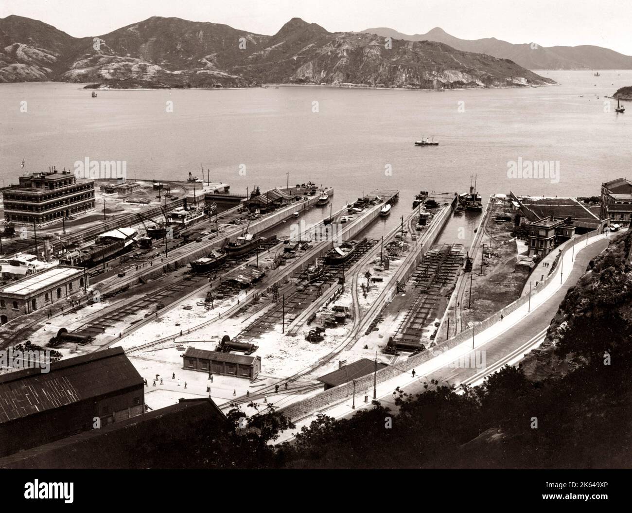 1930s docks hong kong hi-res stock photography and images - Alamy