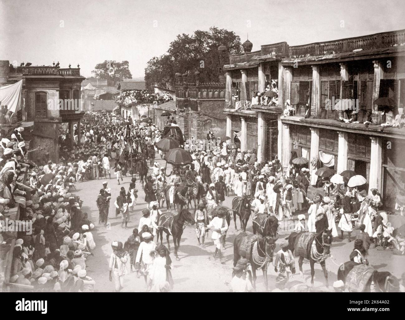 A royal procession hi-res stock photography and images - Alamy