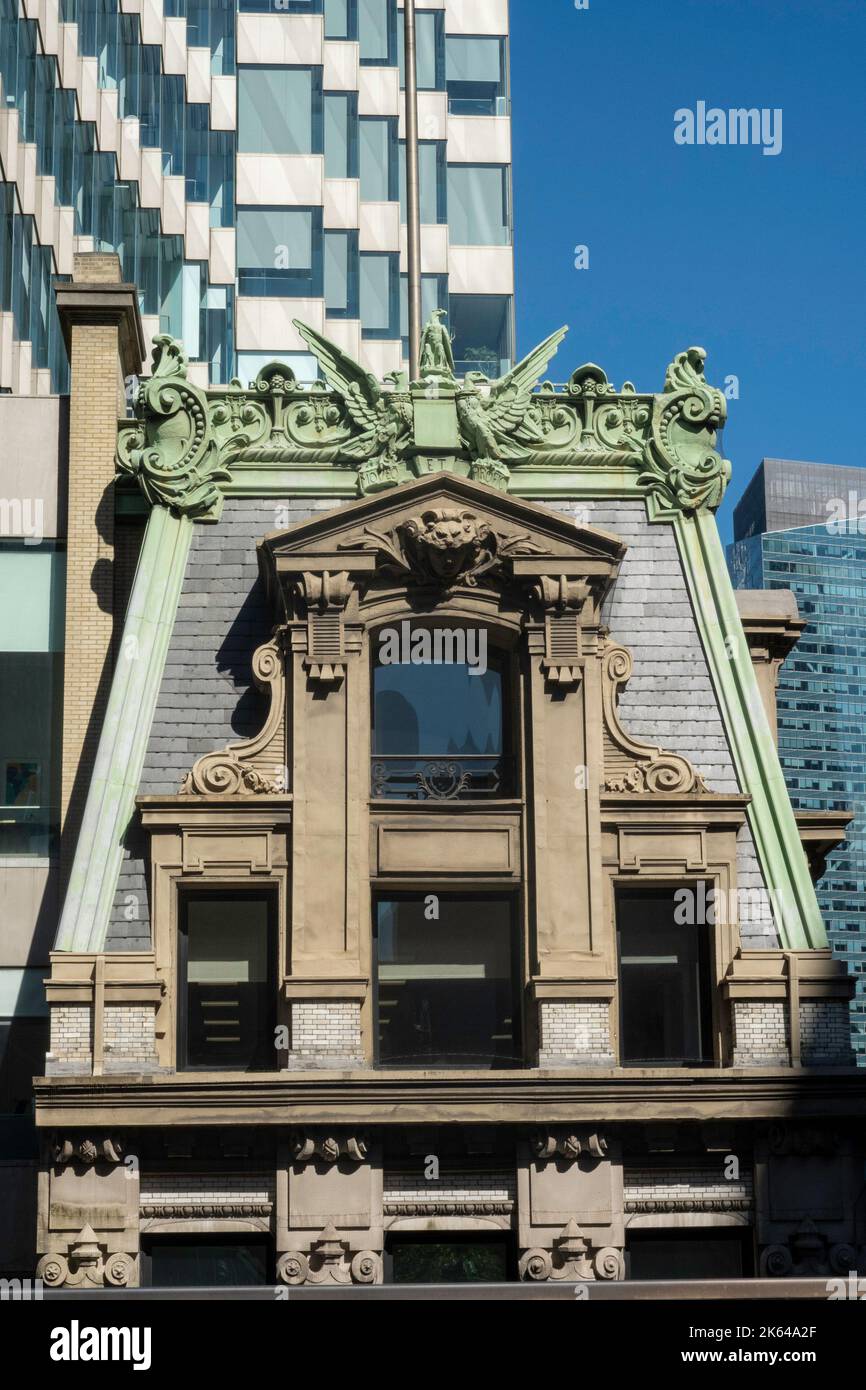 452 Fifth Avenue, Beaux-Arts and Modern Tower contrasting architecture ...