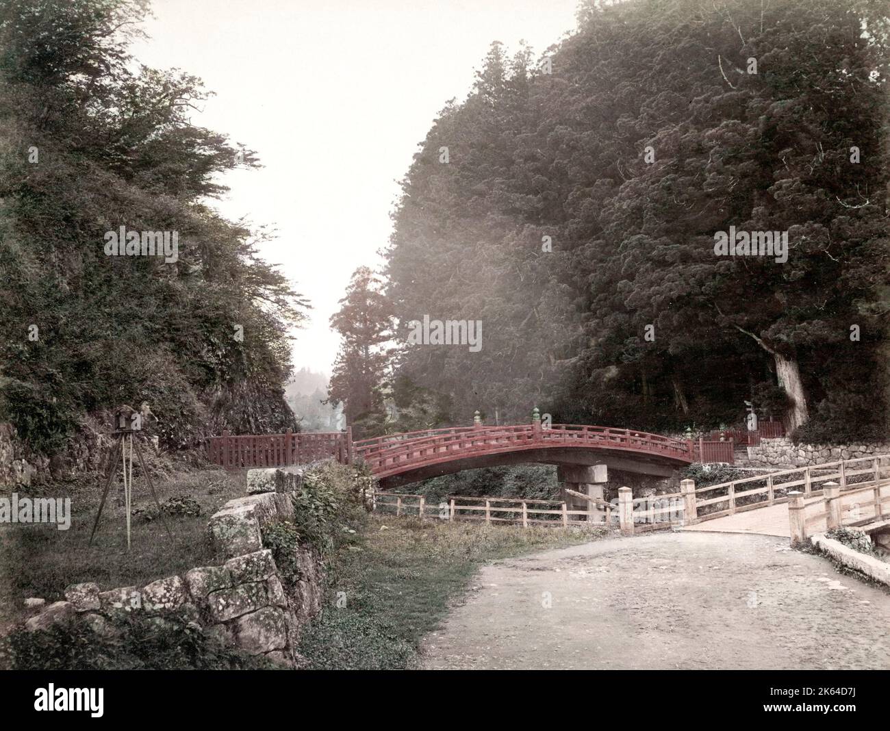 Old japan bridge hi-res stock photography and images - Alamy