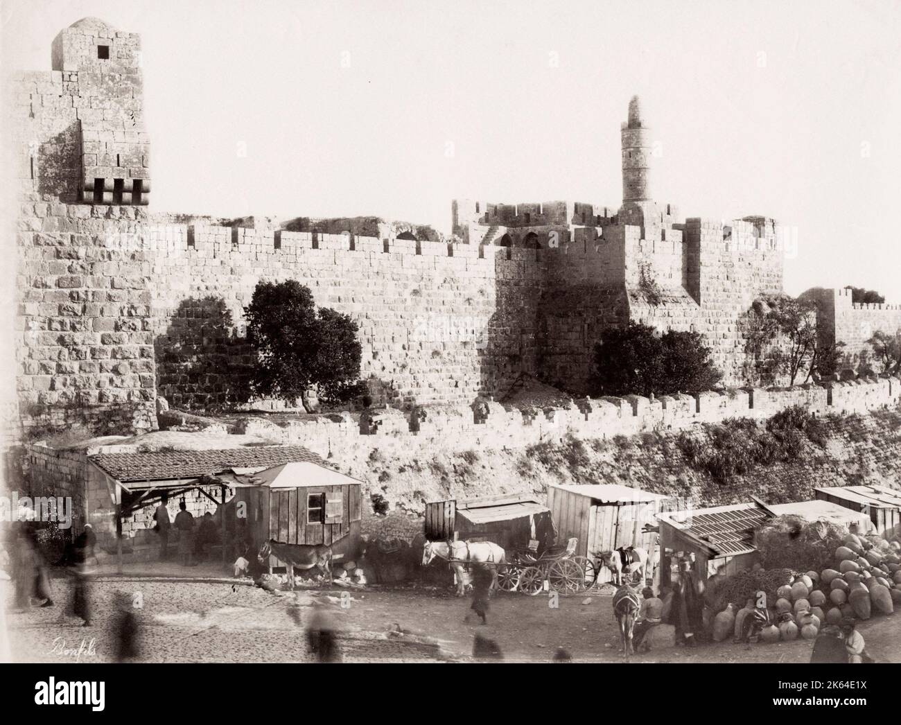 Vintage fortress hi-res stock photography and images - Alamy