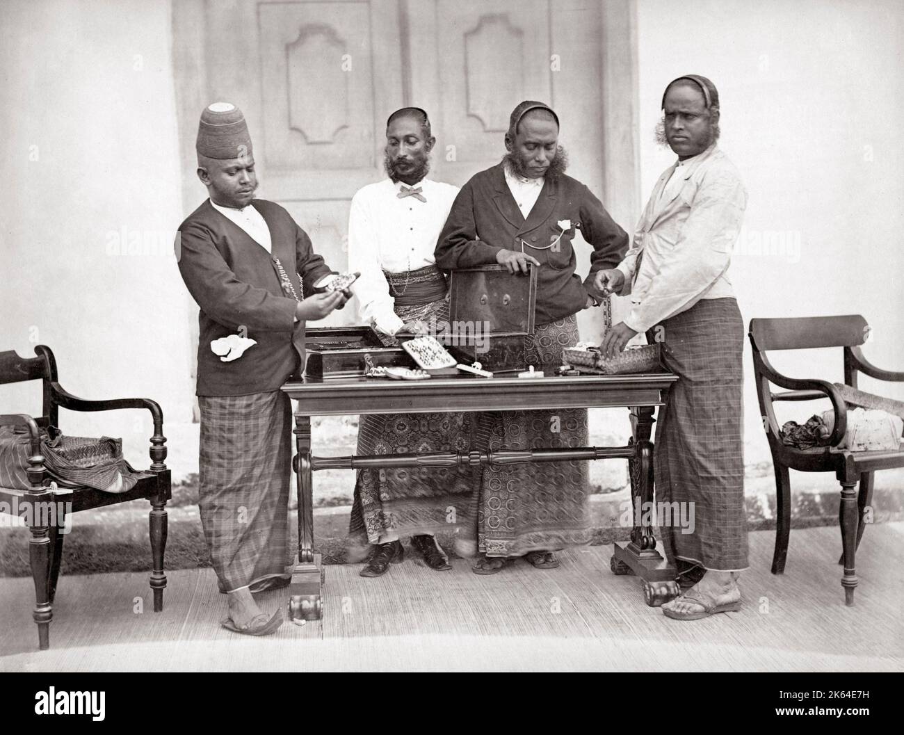 Ceylon culture hi-res stock photography and images - Alamy