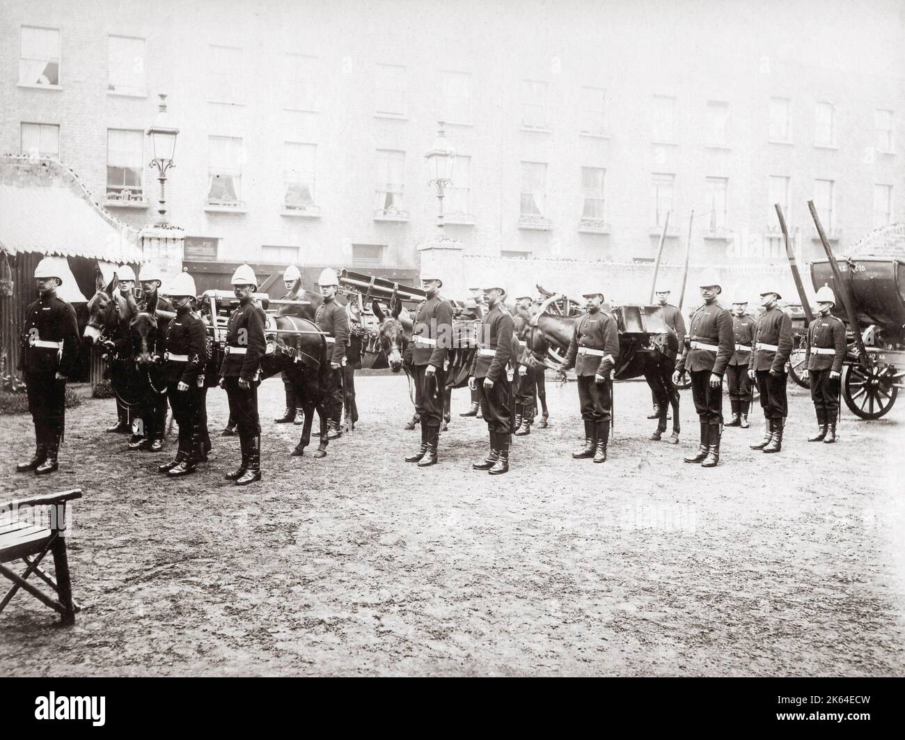 Regiment royal 1890s hi-res stock photography and images - Alamy