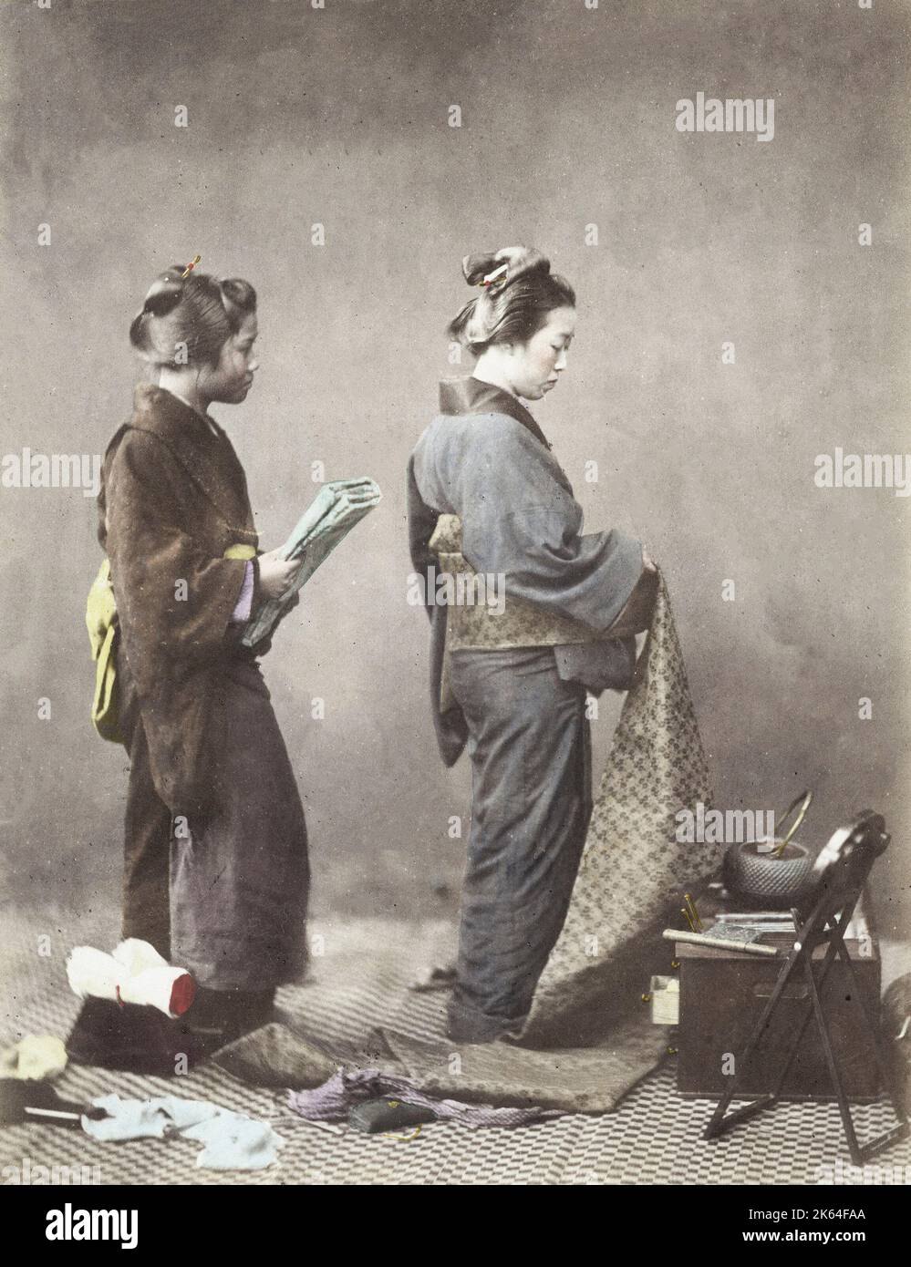 19th century chinese imperial hair hi-res stock photography and images ...