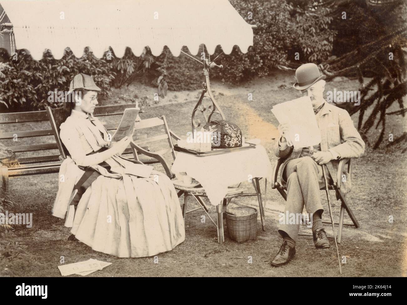 Brother and sister in law hi-res stock photography and images - Alamy