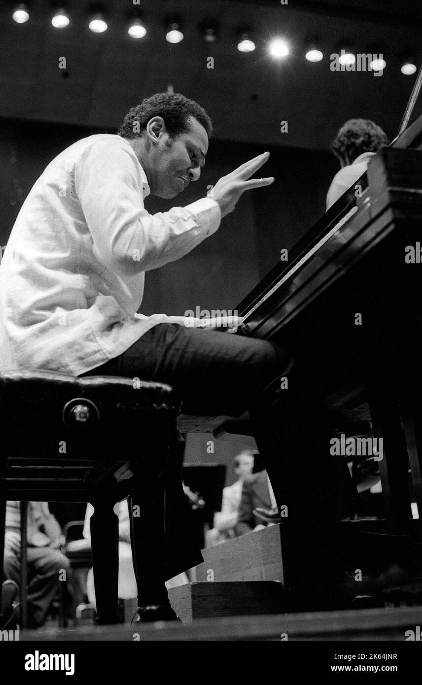 Andre Watts, American pianist and Zubin Mehta, during a rehearsal with ...