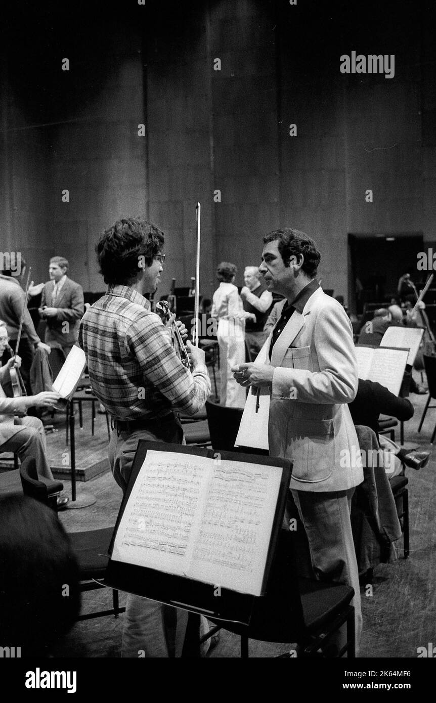 Rodney Friend, British violinist, concertmaster with the New York ...