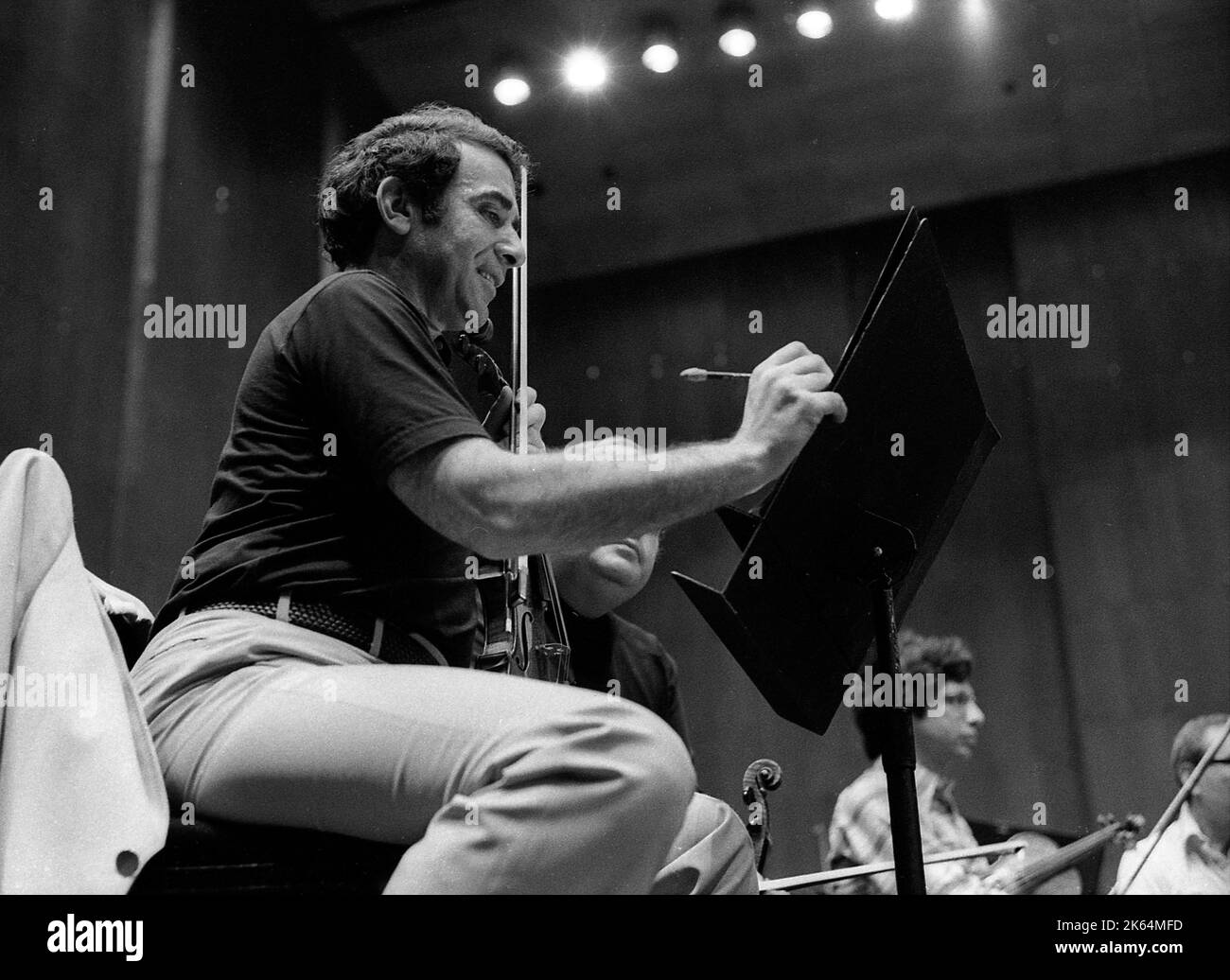 Rodney Friend, British violinist, concertmaster with the New York ...