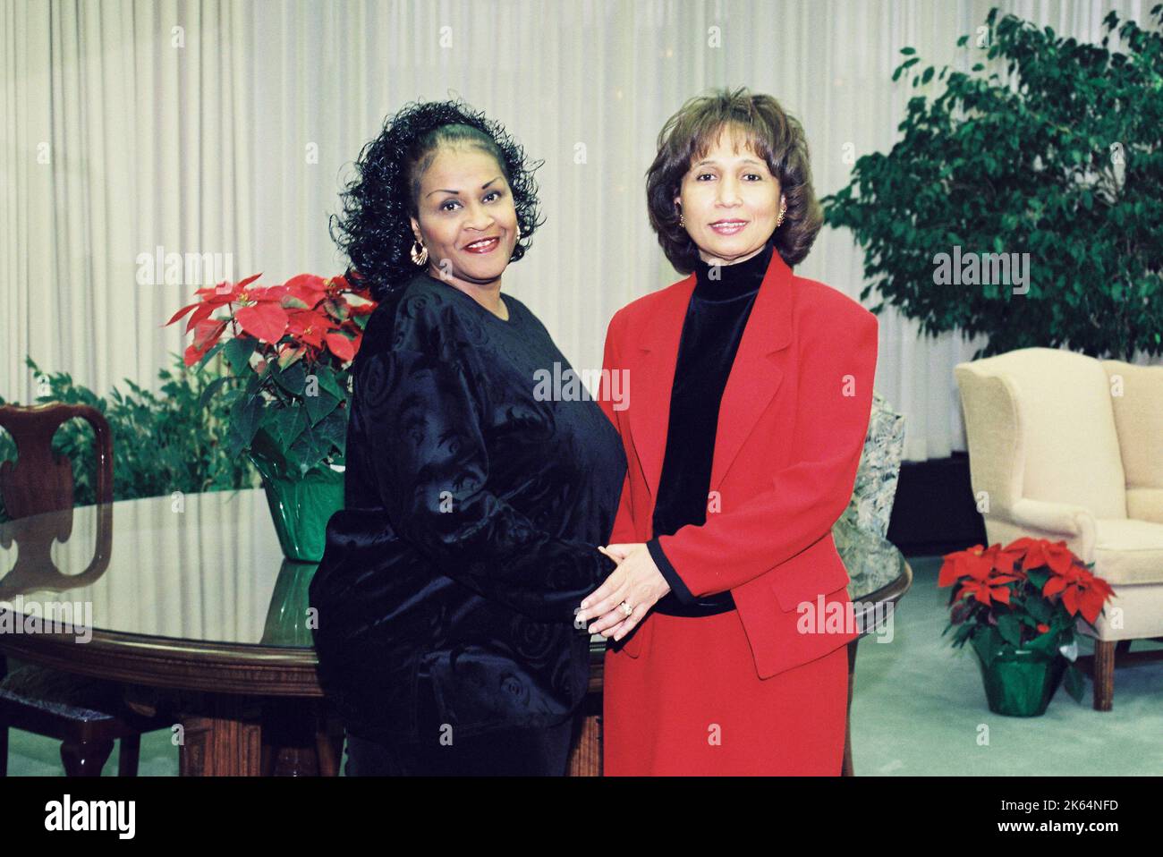 Office of the Secretary - Secretary Alexis Herman with Executive ...