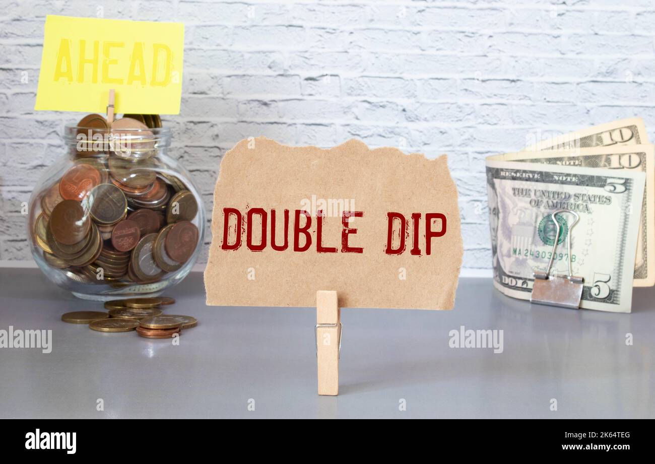 Paper note with text Recession Stock Photo - Alamy