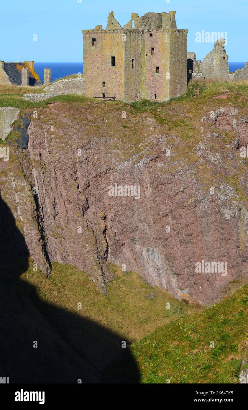 The Dunnottar Castle in Stonehaven, a Scottish historical landmark ...