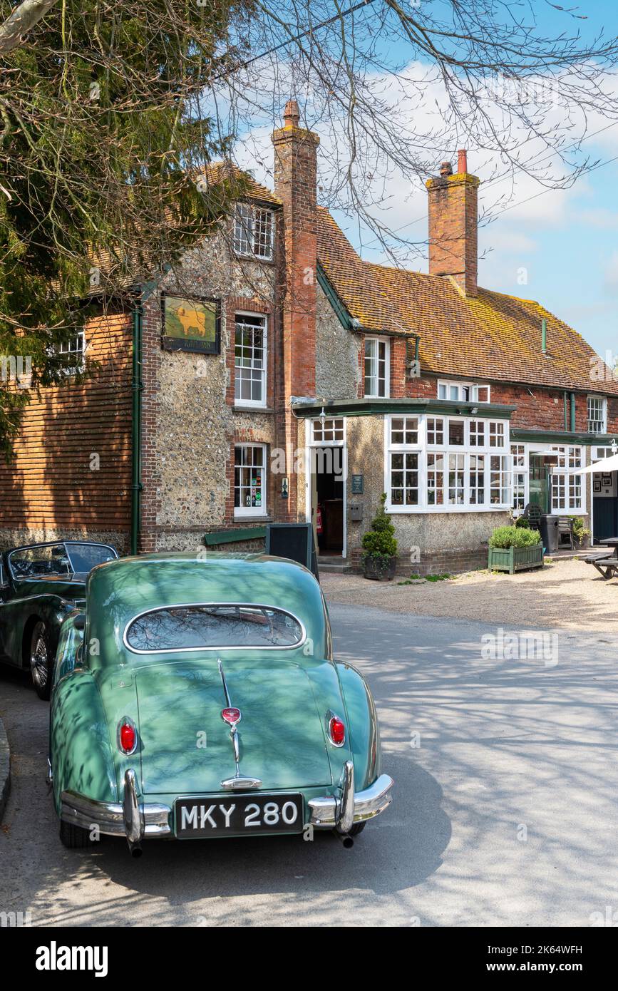 Ram inn hi-res stock photography and images - Alamy