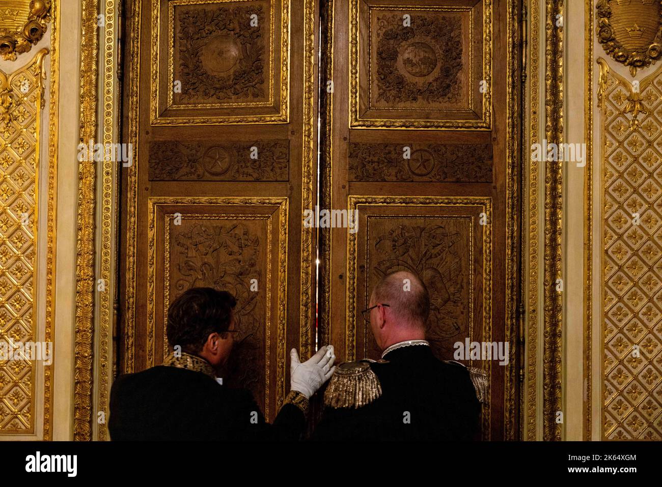 Royal Gate to the Royal Dinner Table during the State Banquet at ...