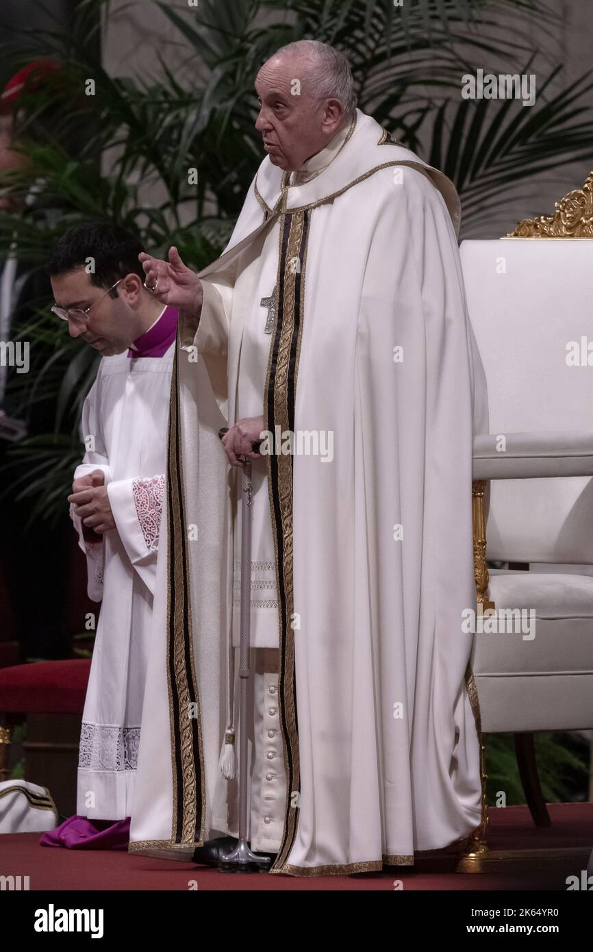 Vatican City, Vatican. 11th Oct, 2022. Pope Francis celebrates a mass ...