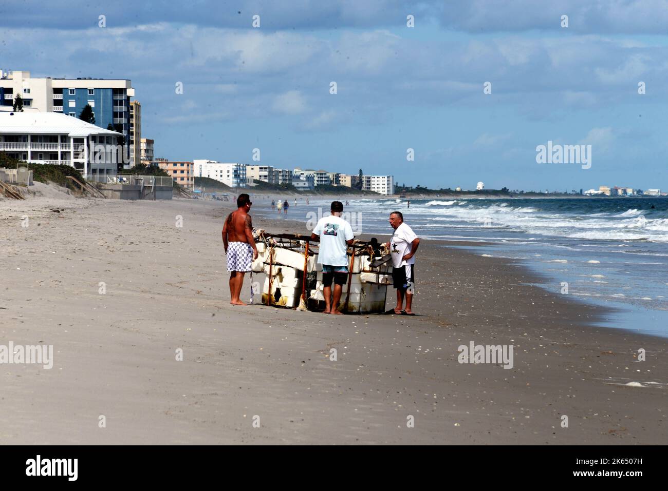 Cuba rafts illegal immigrants atlantic ocean satellite beach hi-res ...