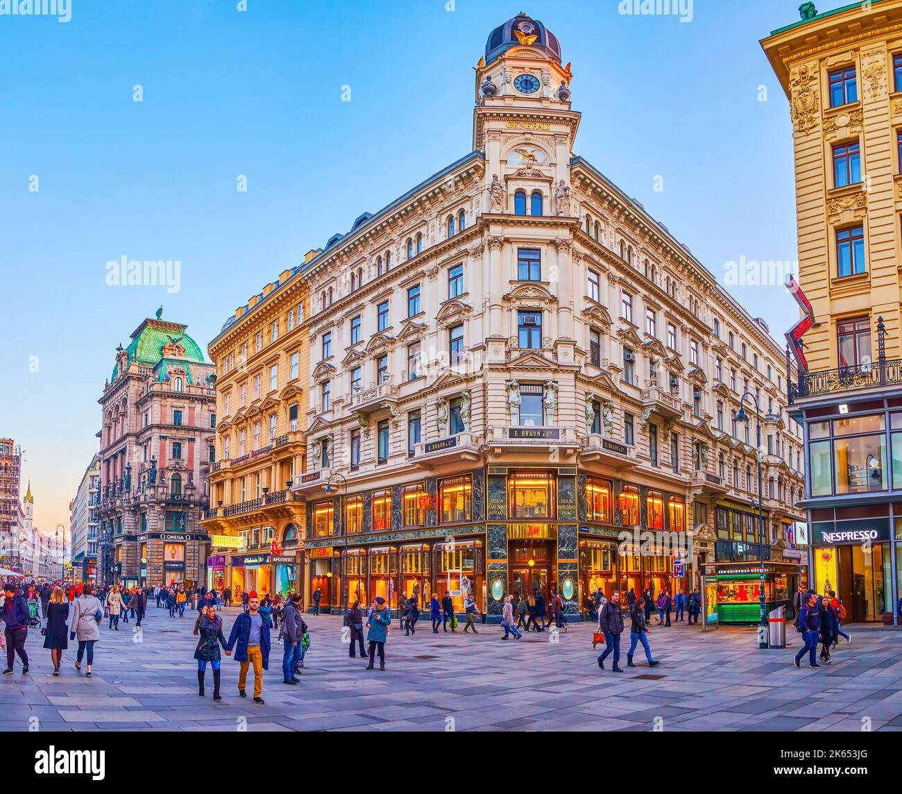 Buildings at graben in vienna hi-res stock photography and images - Alamy