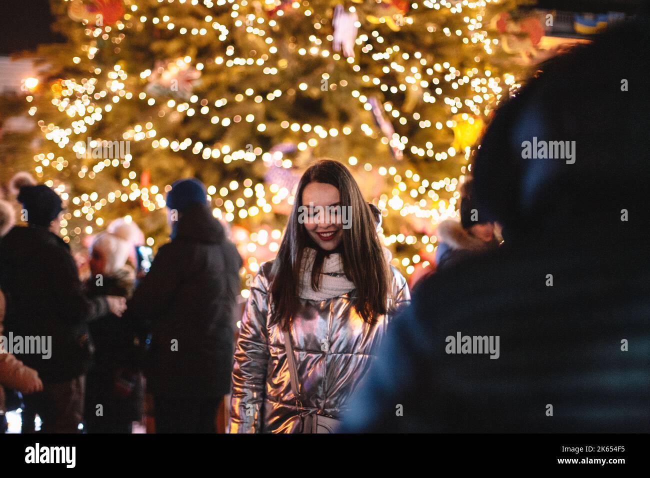 Real christmas tree outdoors hi-res stock photography and images - Alamy