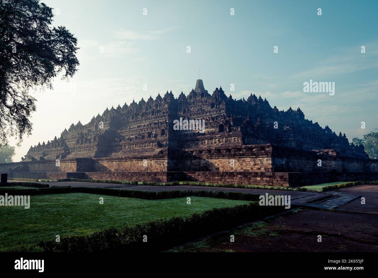 Borobudur Temple: Largest Buddhist Monument In The World near Muntilan ...
