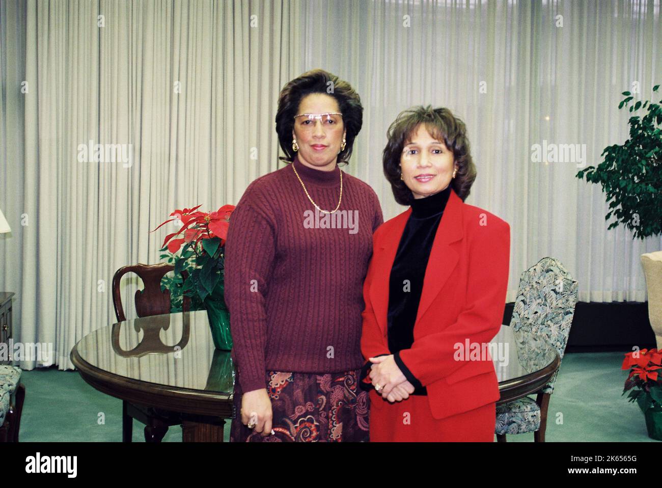 Office of the Secretary - Secretary Alexis Herman with Executive ...