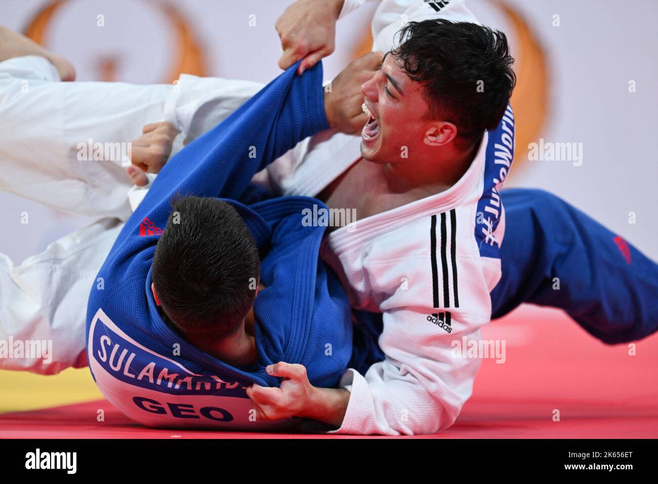 Tashkent, Uzbekistan. Credit: MATSUO. 11th Oct, 2022. (T-B) Kyle Reyes ...