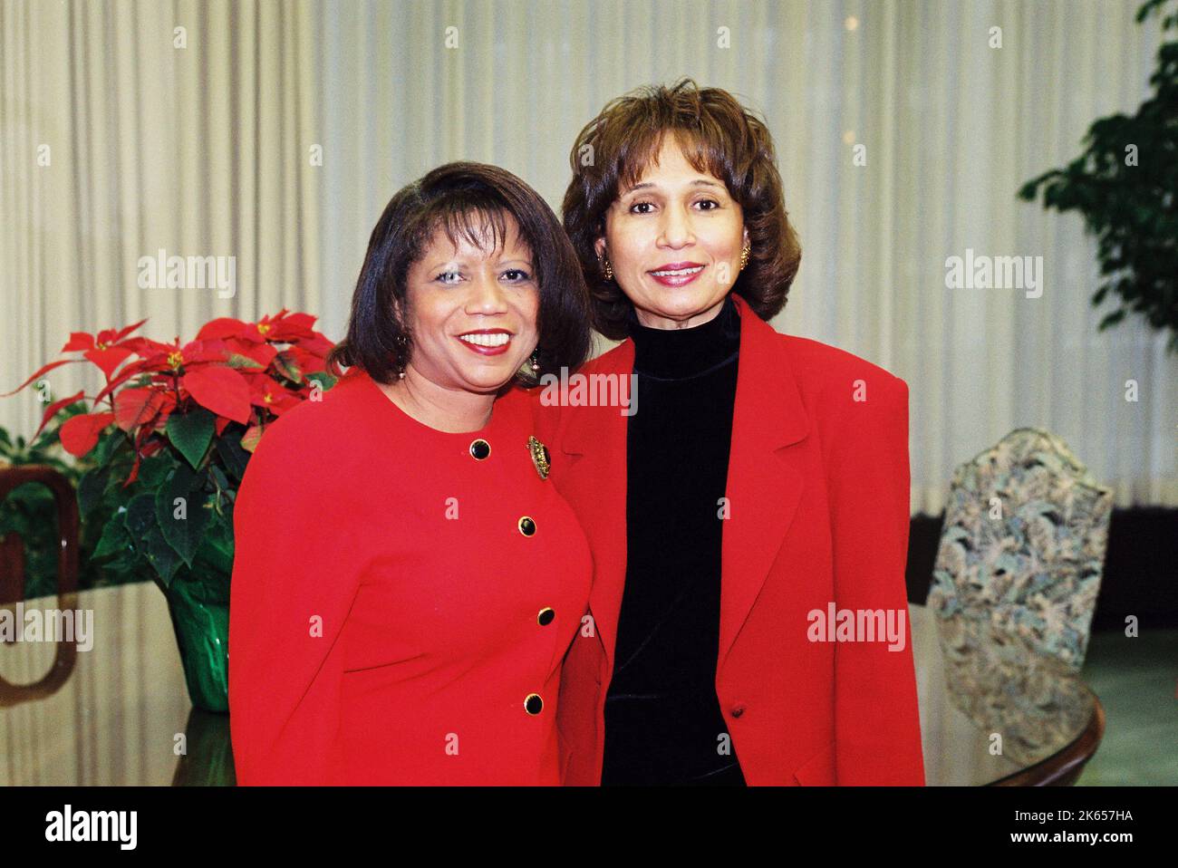 Office of the Secretary - Secretary Alexis Herman with Executive ...