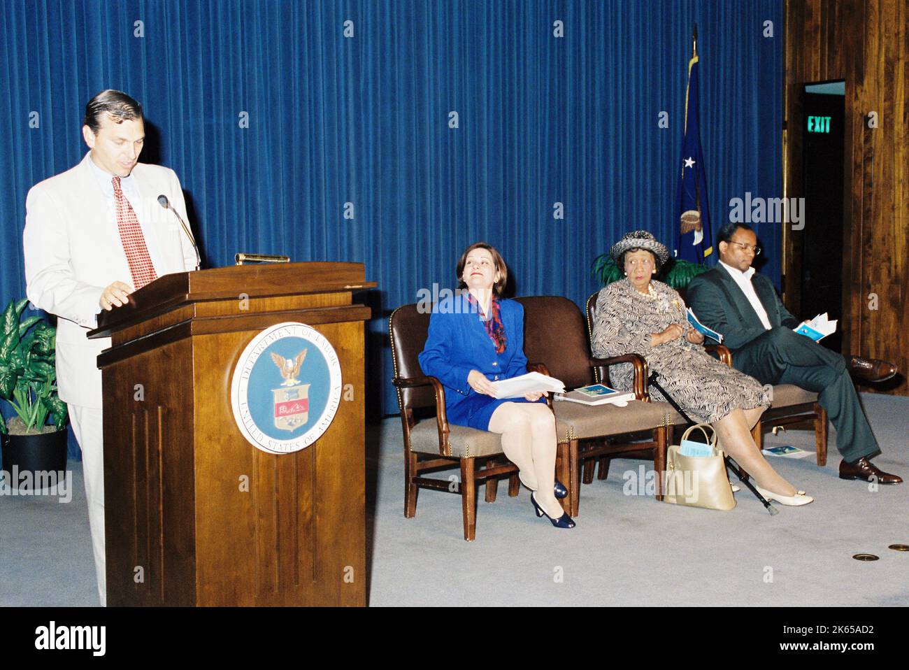 Office of the Assistant Secretary for Administration and Management ...
