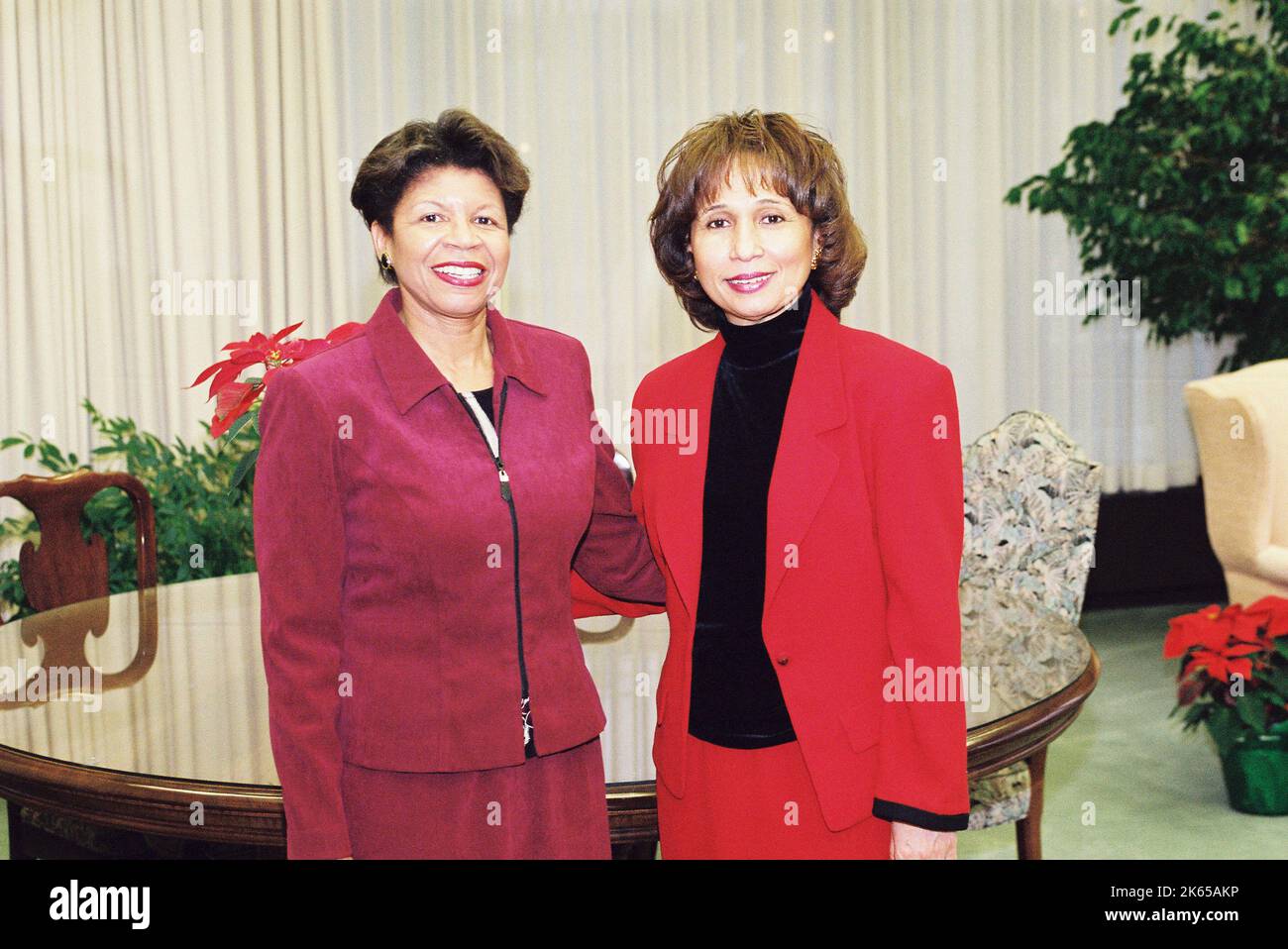 Office of the Secretary - Secretary Alexis Herman with Executive ...