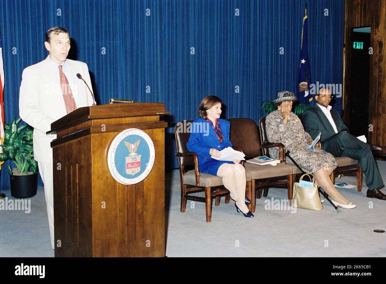 Office of the Assistant Secretary for Administration and Management ...