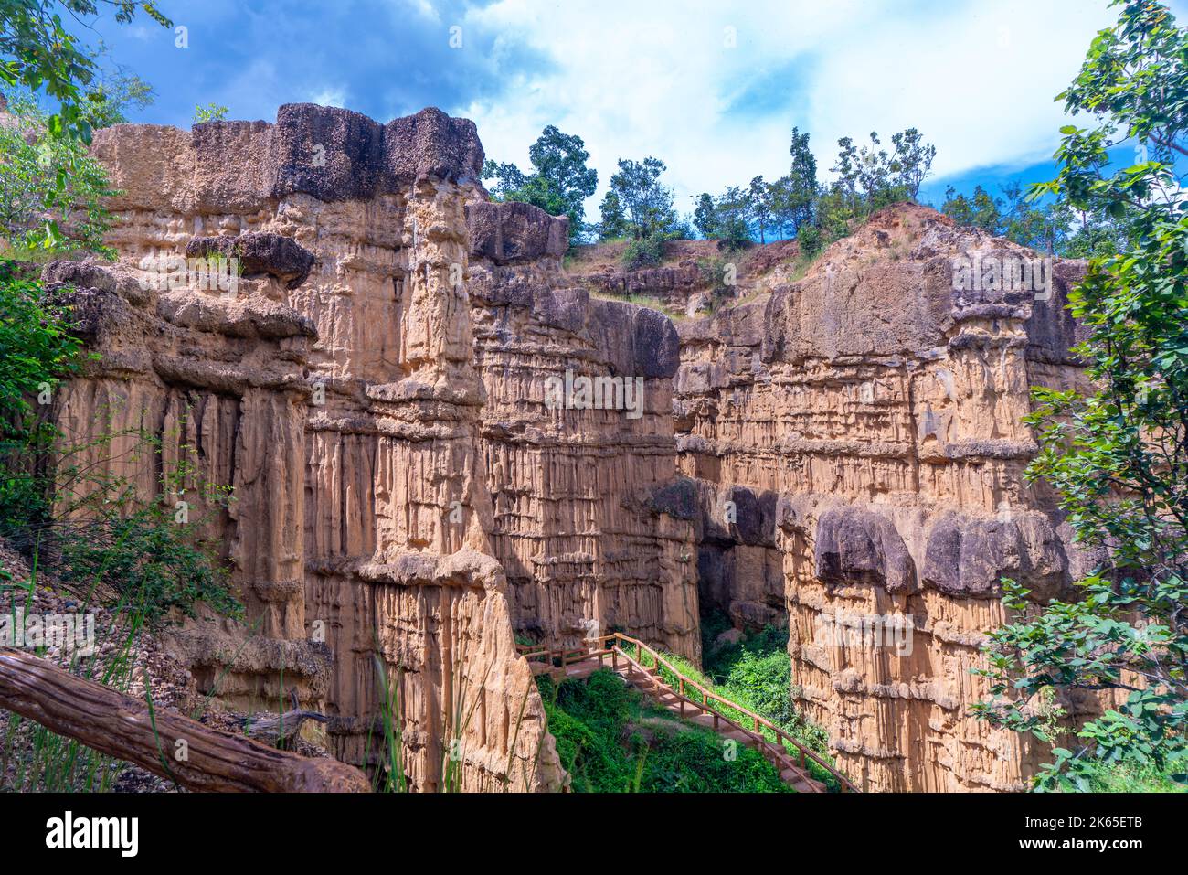 Pha Chor the natural phenomenon of eroded soil pillars located in Mae ...