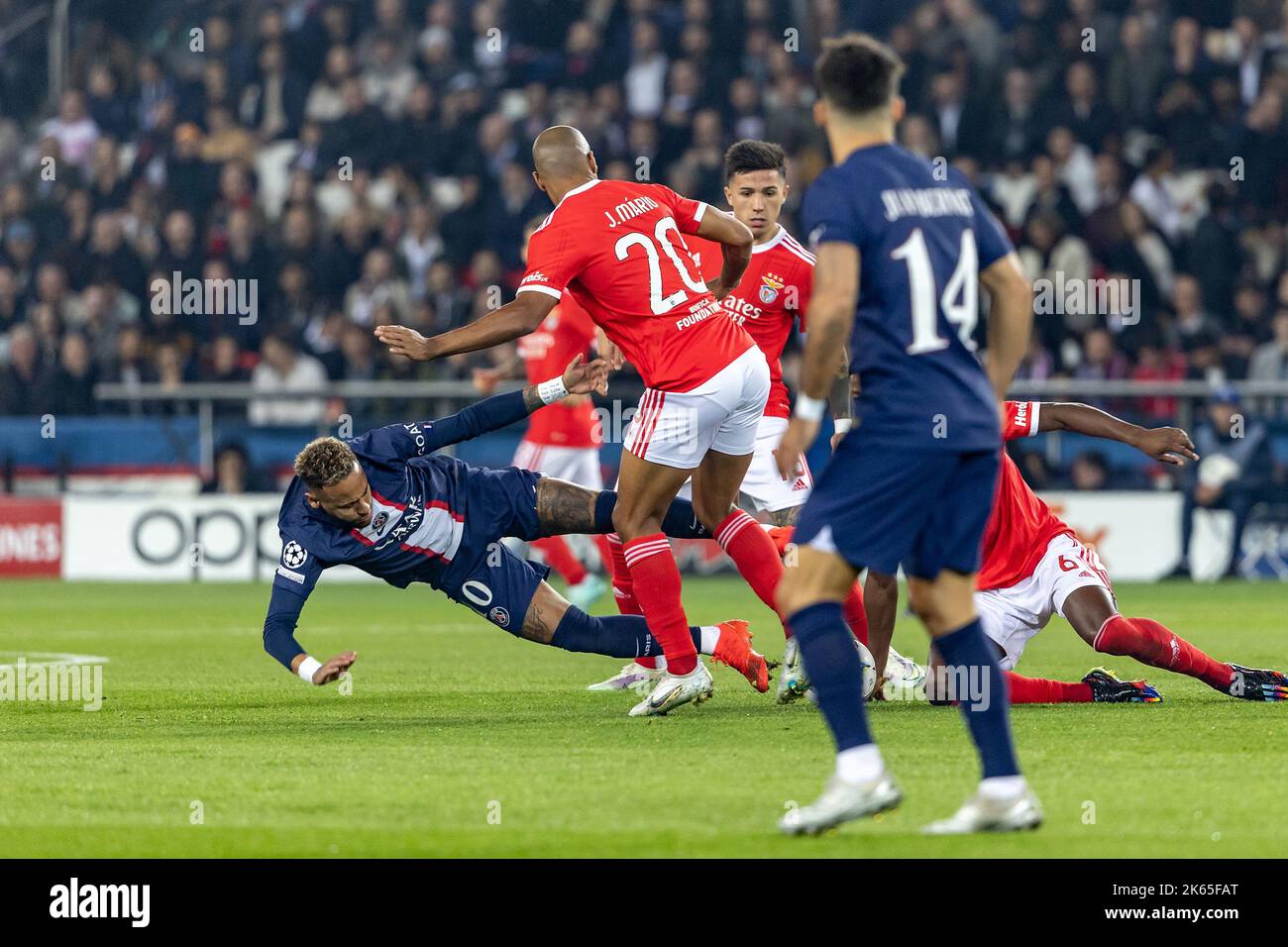 (C) Denis TRASFI / MAXPPP - à Boulogne-Billancourt au Parc des Princes ...