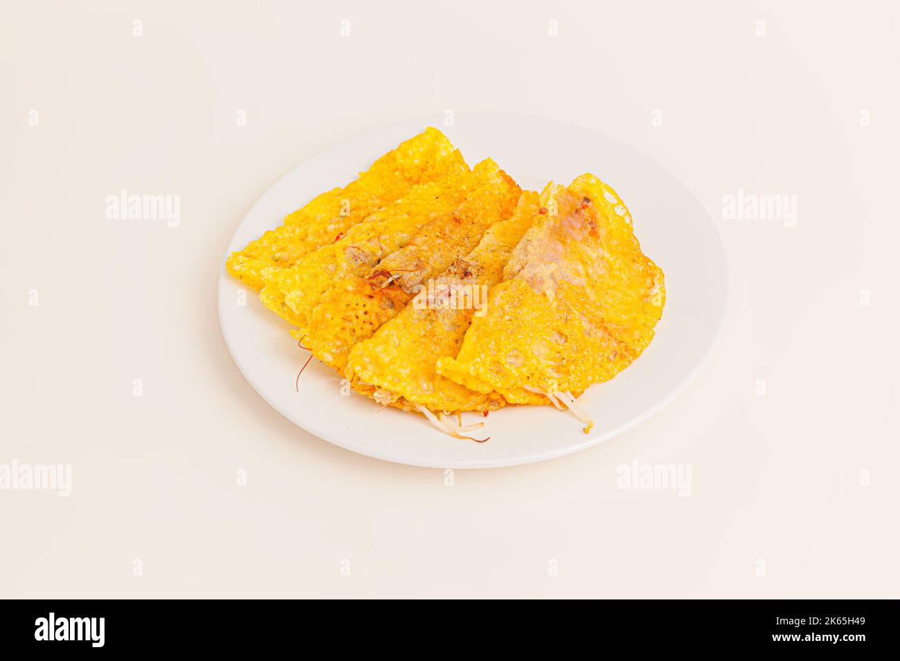 Banh xeo, Vietnamese Crêpes or Pancakes with pork, shrimp, onions ...