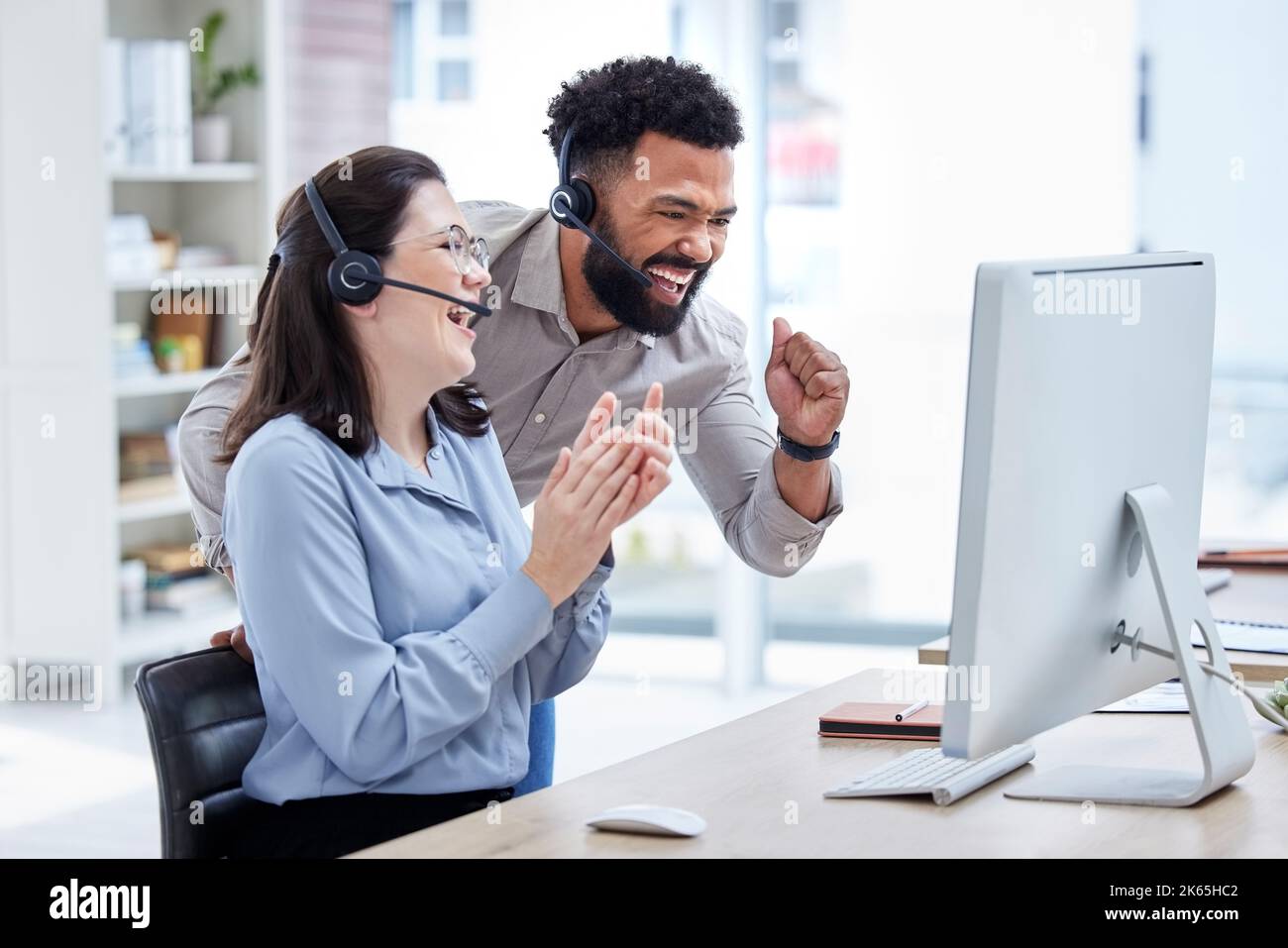 Joy working hi-res stock photography and images - Alamy