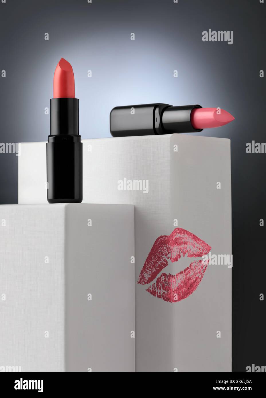 Cosmetic luxury brands hi-res stock photography and images - Alamy