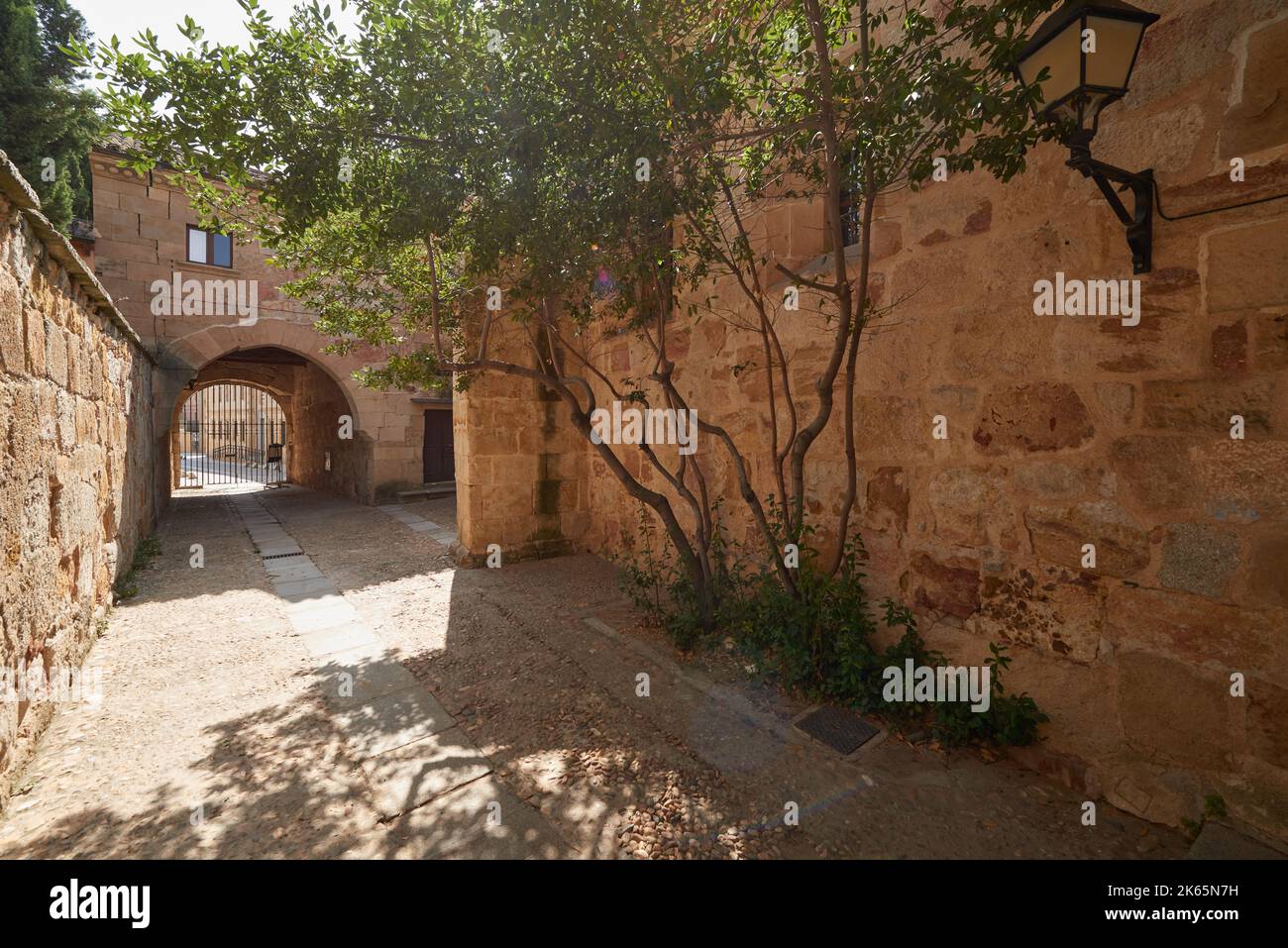 Escuelas menores university hi-res stock photography and images - Alamy