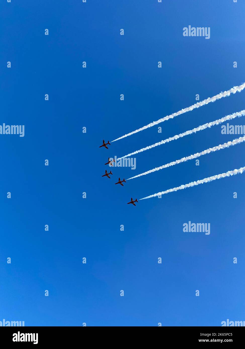 Straight wing plane hi-res stock photography and images - Alamy