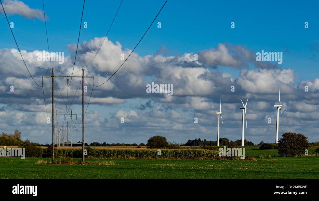 Conventional electricity hi-res stock photography and images - Alamy