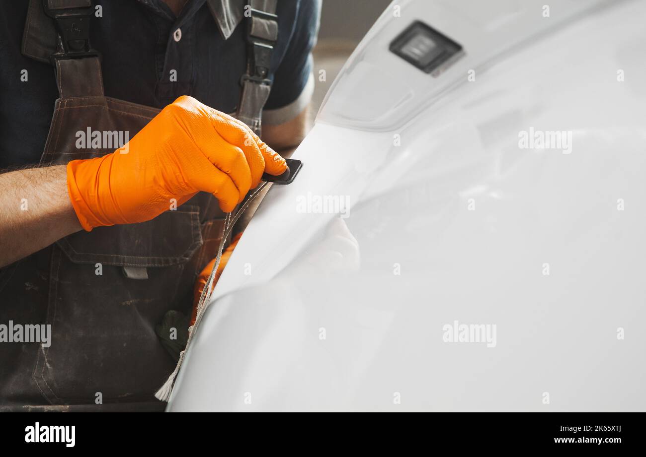 A bar with very sharp edges to remove dust and other debris from the ...