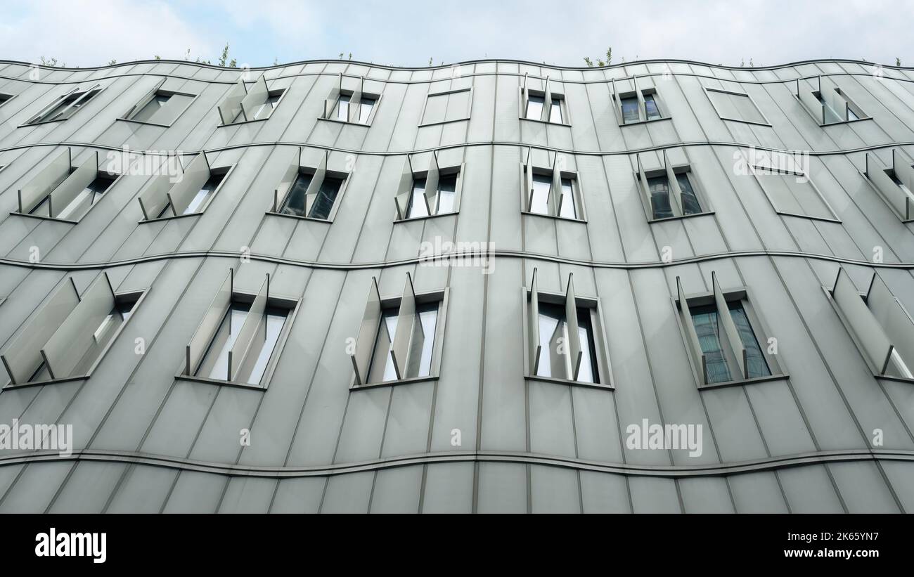 London, England, UK - Sainsbury Wellcome Centre by Ian Ritchie ...