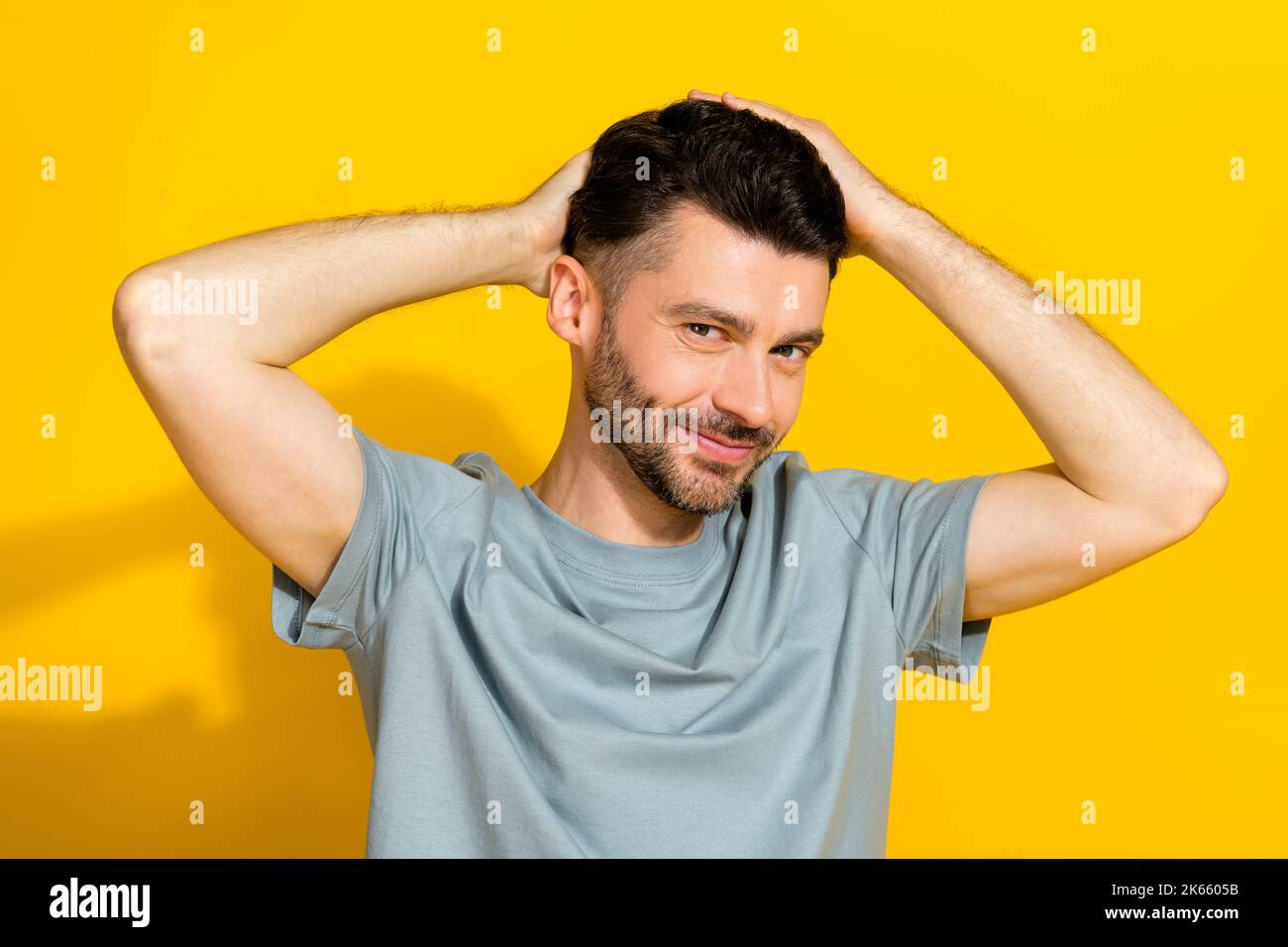 Portrait photo of young positive successful confident rich bearded man ...
