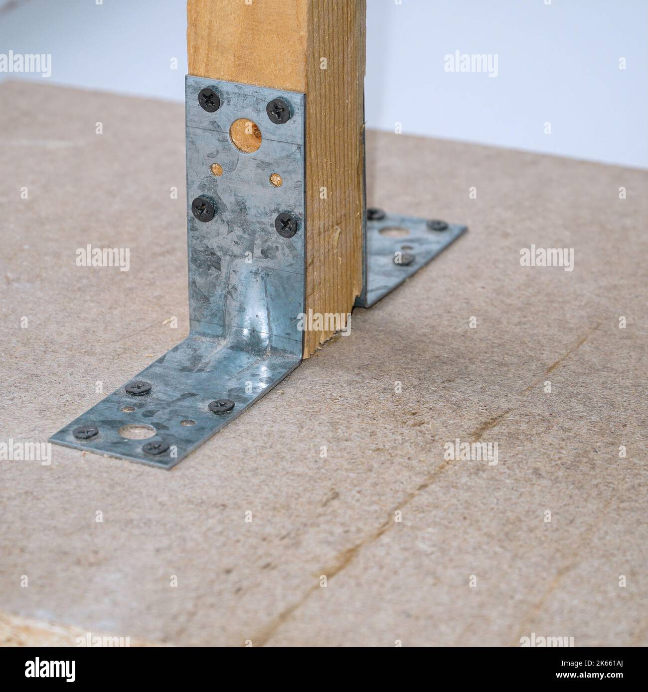 Carpenters wood connection hi-res stock photography and images - Alamy