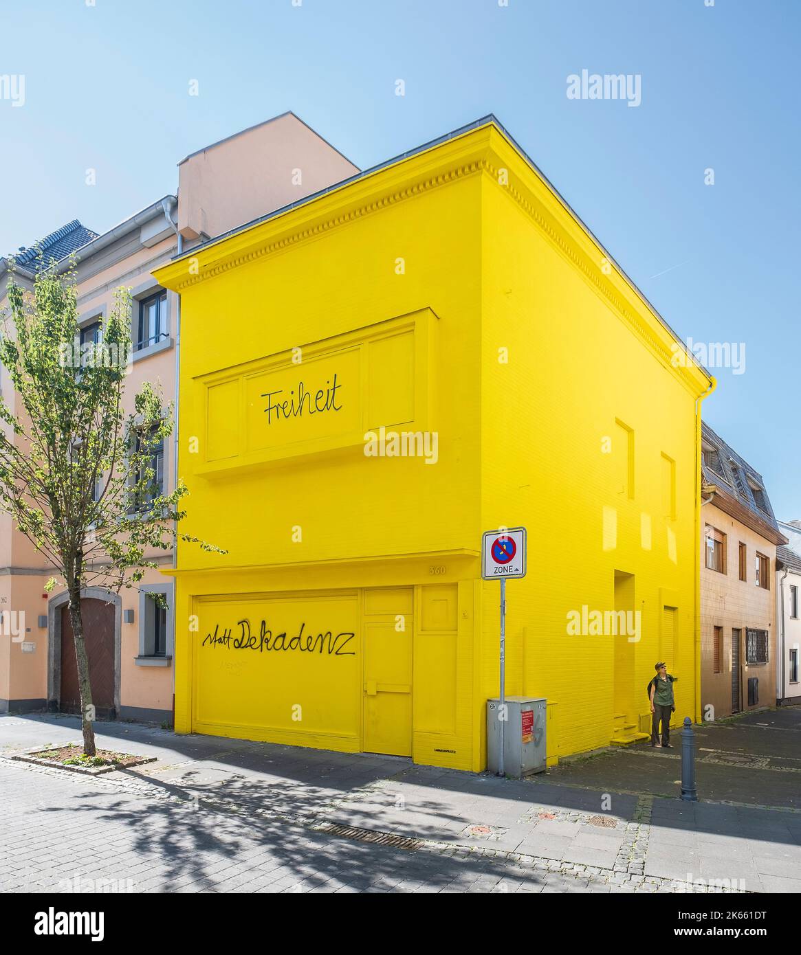 Koenigswinter, Cologne artist Thomas Baumgaertel has designed a vacant ...